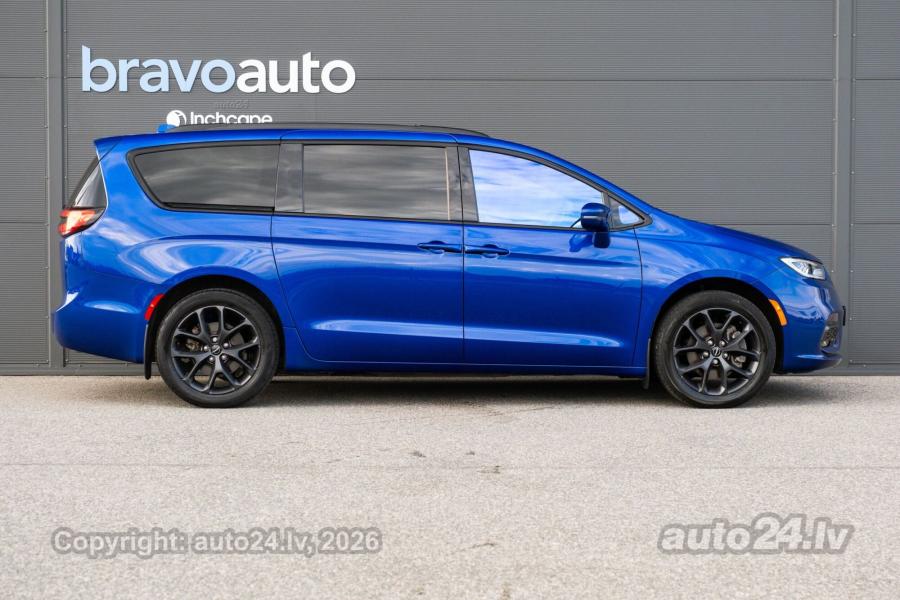 Zils Chrysler Pacifica 2022 Tartu, ar dzinēja tilpumu 3.60 L un nobraukumu 47 tūkst. km par 33900 €, foto 5 vietnē AUTOMOTO.COM.LV