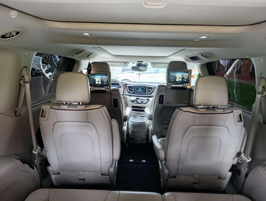 Синий Крайслер Пасифик 2017 в Пренай, объемом двигателя 3.61 л и пробегом 195 тыс. км за 15500 €, фото 12 на AUTOMOTO.COM.LV