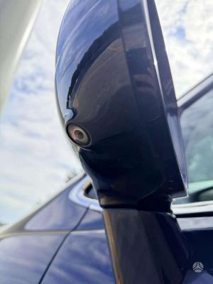 Zils Chrysler Pacifica 2017 Kauņa, ar dzinēja tilpumu 3.61 L un nobraukumu 240 tūkst. km par 14500 €, foto 36 vietnē AUTOMOTO.COM.LV