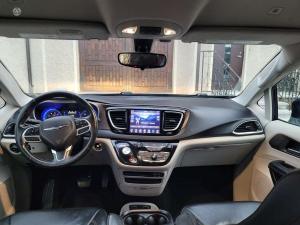 Zils Chrysler Pacifica 2018 Kauņa, ar dzinēja tilpumu 3.61 L un nobraukumu 169 tūkst. km par 14500 €, foto 14 vietnē AUTOMOTO.COM.LV