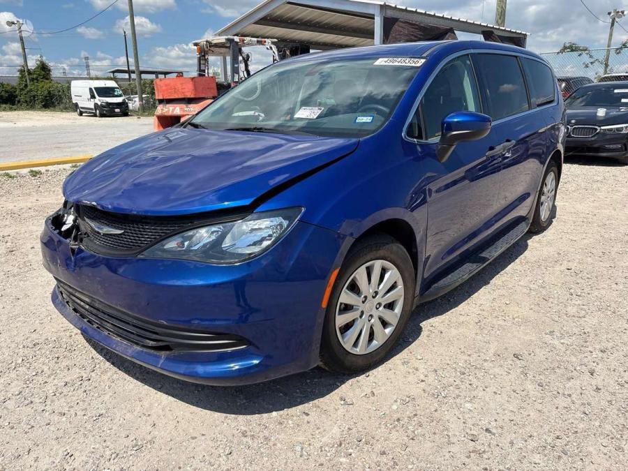 Blue Chrysler Pacifica 2019 in Klaipeda, with an engine capacity of 3.60 L and mileage of 78 thousand km for 8000 €, photo 5 on AUTOMOTO.COM.LV