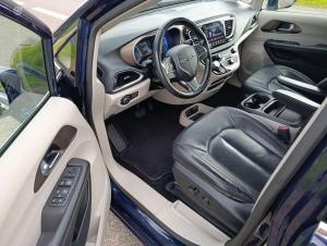 Zils Chrysler Pacifica 2019 Prienai, ar dzinēja tilpumu 3.61 L un nobraukumu 152 tūkst. km par 13500 €, foto 10 vietnē AUTOMOTO.COM.LV