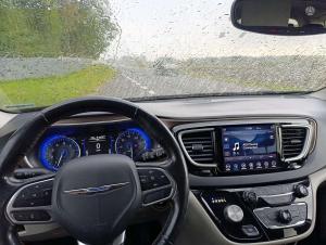 Zils Chrysler Pacifica 2019 Prienai, ar dzinēja tilpumu 3.61 L un nobraukumu 152 tūkst. km par 13500 €, foto 18 vietnē AUTOMOTO.COM.LV