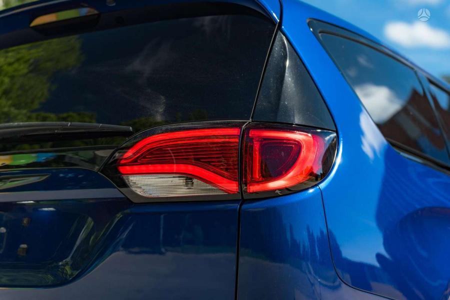 Blue Chrysler Pacifica 2020 in Klaipeda, with an engine capacity of 3.60 L and mileage of 133 thousand km for 18000 €, photo 15 on AUTOMOTO.COM.LV