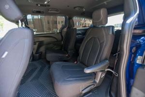 Blue Chrysler Pacifica 2020 in Klaipeda, with an engine capacity of 3.60 L and mileage of 133 thousand km for 18000 €, photo 25 on AUTOMOTO.COM.LV