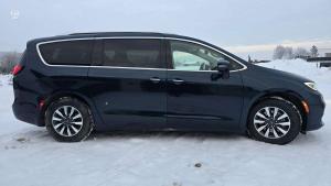 Zils Chrysler Pacifica 2021 Viļņa, ar dzinēja tilpumu 0.00 L un nobraukumu 112 tūkst. km par 22500 €, foto 4 vietnē AUTOMOTO.COM.LV