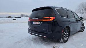 Zils Chrysler Pacifica 2021 Viļņa, ar dzinēja tilpumu 0.00 L un nobraukumu 112 tūkst. km par 22500 €, foto 6 vietnē AUTOMOTO.COM.LV