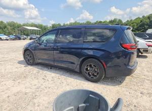 Blue Chrysler Pacifica 2021 in Kaunas, with an engine capacity of 3.60 L and mileage of 178 thousand km for 13750 €, photo 3 on AUTOMOTO.COM.LV