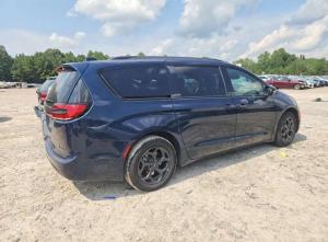 Blue Chrysler Pacifica 2021 in Kaunas, with an engine capacity of 3.60 L and mileage of 178 thousand km for 13750 €, photo 4 on AUTOMOTO.COM.LV