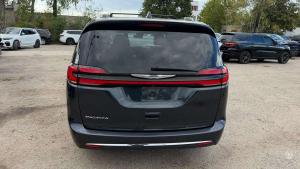 Zils Chrysler Pacifica 2021 Ukmergė, ar dzinēja tilpumu 3.61 L un nobraukumu 222 tūkst. km par 12999 €, foto 6 vietnē AUTOMOTO.COM.LV