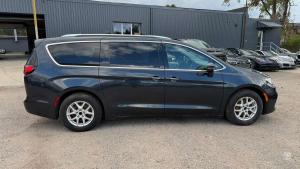 Zils Chrysler Pacifica 2021 Ukmergė, ar dzinēja tilpumu 3.61 L un nobraukumu 222 tūkst. km par 12999 €, foto 8 vietnē AUTOMOTO.COM.LV