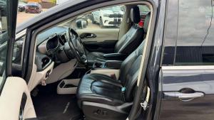 Zils Chrysler Pacifica 2021 Ukmergė, ar dzinēja tilpumu 3.61 L un nobraukumu 222 tūkst. km par 12999 €, foto 10 vietnē AUTOMOTO.COM.LV