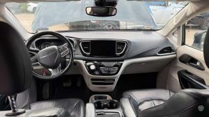 Zils Chrysler Pacifica 2021 Ukmergė, ar dzinēja tilpumu 3.61 L un nobraukumu 222 tūkst. km par 12999 €, foto 14 vietnē AUTOMOTO.COM.LV