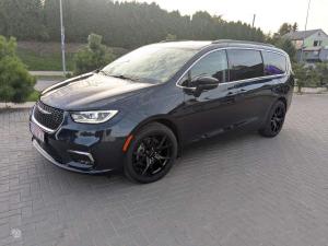 Blue Chrysler Pacifica 2022 in Plunge, with an engine capacity of 3.60 L and mileage of 100 thousand km for 21950 €, photo 6 on AUTOMOTO.COM.LV