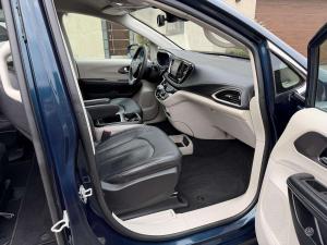 Zils Chrysler Pacifica 2022 Šauļi, ar dzinēja tilpumu 3.61 L un nobraukumu 146 tūkst. km par 22500 €, foto 17 vietnē AUTOMOTO.COM.LV