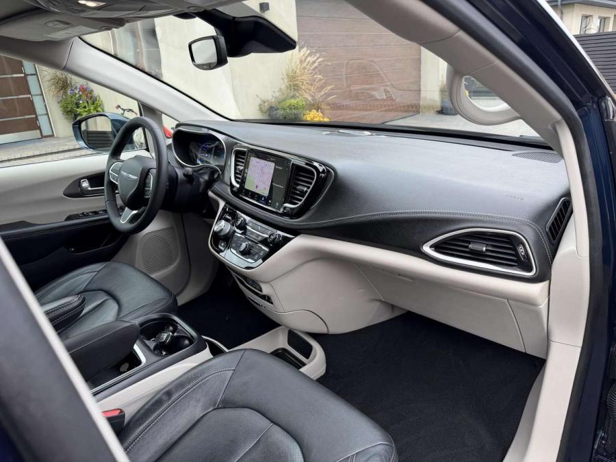 Zils Chrysler Pacifica 2022 Šauļi, ar dzinēja tilpumu 3.61 L un nobraukumu 146 tūkst. km par 22500 €, foto 18 vietnē AUTOMOTO.COM.LV