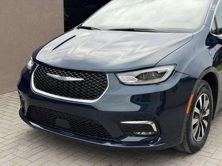 Zils Chrysler Pacifica 2022 Šauļi, ar dzinēja tilpumu 3.61 L un nobraukumu 146 tūkst. km par 22500 €, foto 30 vietnē AUTOMOTO.COM.LV