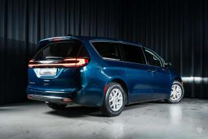 Zils Chrysler Pacifica 2024 Viļņa, ar dzinēja tilpumu 3.60 L un nobraukumu 71 tūkst. km par 32999 €, foto 5 vietnē AUTOMOTO.COM.LV