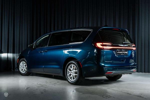 Zils Chrysler Pacifica 2024 Viļņa, ar dzinēja tilpumu 3.60 L un nobraukumu 71 tūkst. km par 32999 €, foto 6 vietnē AUTOMOTO.COM.LV