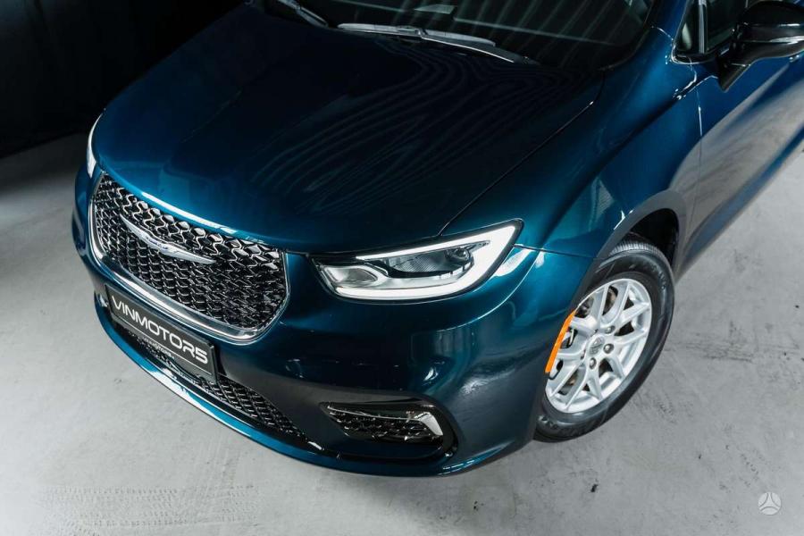 Zils Chrysler Pacifica 2024 Viļņa, ar dzinēja tilpumu 3.60 L un nobraukumu 71 tūkst. km par 32999 €, foto 8 vietnē AUTOMOTO.COM.LV
