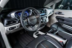 Zils Chrysler Pacifica 2024 Viļņa, ar dzinēja tilpumu 3.60 L un nobraukumu 71 tūkst. km par 32999 €, foto 24 vietnē AUTOMOTO.COM.LV