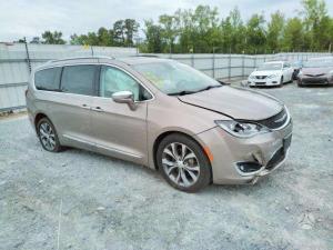 Brown Chrysler Pacifica 2017 in Telschi, with an engine capacity of 3.61 L and mileage of 179 thousand km for 17400 €, photo 51 on AUTOMOTO.COM.LV