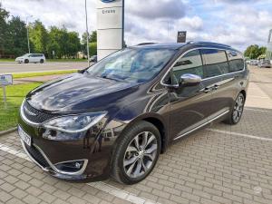 Brūns Chrysler Pacifica 2017 Šauļi, ar dzinēja tilpumu 3.61 L un nobraukumu 195 tūkst. km par 16900 €, foto 9 vietnē AUTOMOTO.COM.LV