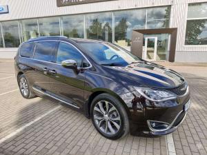 Brūns Chrysler Pacifica 2017 Šauļi, ar dzinēja tilpumu 3.61 L un nobraukumu 195 tūkst. km par 16900 €, foto 10 vietnē AUTOMOTO.COM.LV