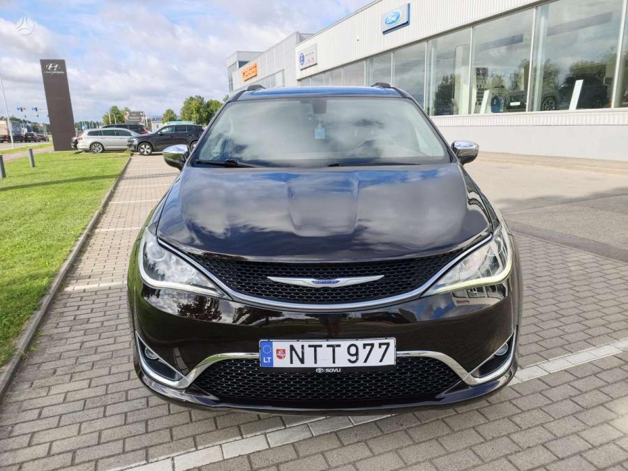Brūns Chrysler Pacifica 2017 Šauļi, ar dzinēja tilpumu 3.61 L un nobraukumu 195 tūkst. km par 16900 €, foto 11 vietnē AUTOMOTO.COM.LV