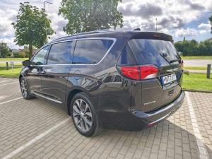 Brūns Chrysler Pacifica 2017 Šauļi, ar dzinēja tilpumu 3.61 L un nobraukumu 195 tūkst. km par 16900 €, foto 13 vietnē AUTOMOTO.COM.LV