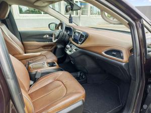 Brūns Chrysler Pacifica 2017 Šauļi, ar dzinēja tilpumu 3.61 L un nobraukumu 195 tūkst. km par 16900 €, foto 23 vietnē AUTOMOTO.COM.LV