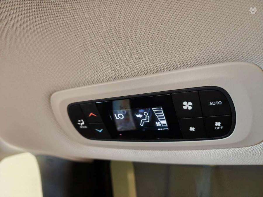 Brūns Chrysler Pacifica 2017 Šauļi, ar dzinēja tilpumu 3.61 L un nobraukumu 195 tūkst. km par 16900 €, foto 28 vietnē AUTOMOTO.COM.LV