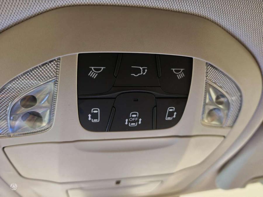 Brūns Chrysler Pacifica 2017 Šauļi, ar dzinēja tilpumu 3.61 L un nobraukumu 195 tūkst. km par 16900 €, foto 40 vietnē AUTOMOTO.COM.LV
