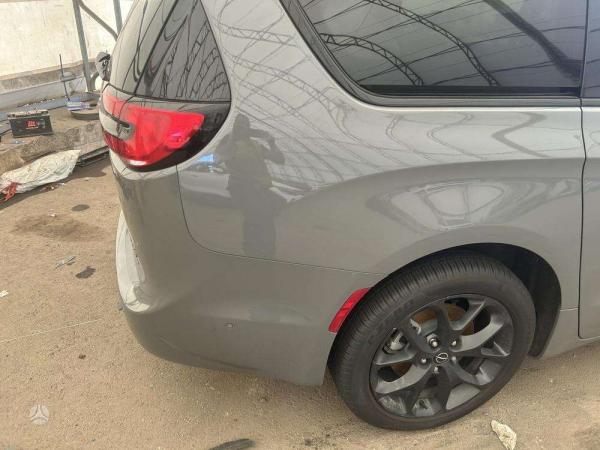 Chrysler Pacifica 2025 Šauļi vietnē Brūns Chrysler Pacifica 2025 Šauļi, ar dzinēja tilpumu 0.00 L un nobraukumu 23 tūkst. km par 19990 €, foto 11 vietnē AUTOMOTO.COM.LV