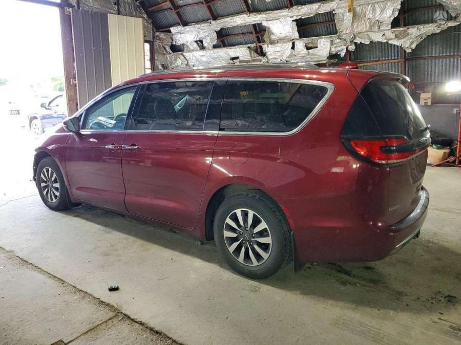 Chrysler Pacifica 2021 in Siauliai, with an engine capacity of 3.60 L and mileage of 126 thousand km for 13500 €, photo 5 on AUTOMOTO.COM.LV