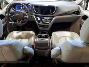 Chrysler Pacifica 2021 in Siauliai, with an engine capacity of 3.60 L and mileage of 126 thousand km for 13500 €, photo 11 on AUTOMOTO.COM.LV