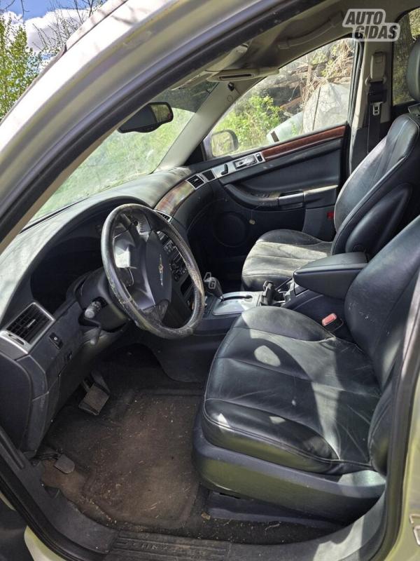 Grey Chrysler Pacifica 2005 in Pagegiai, with an engine capacity of 3.50 L and mileage of 300 thousand km for 450 €, photo 2 on AUTOMOTO.COM.LV