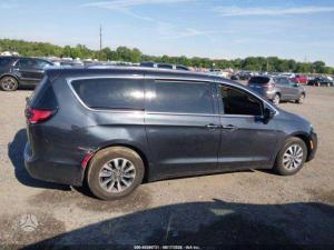 Grey Chrysler Pacifica 2021 in Vilnius, with an engine capacity of 0.00 L and mileage of 124 thousand km for 9800 €, photo 12 on AUTOMOTO.COM.LV