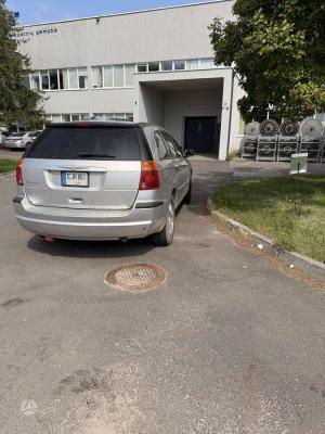 Grey Chrysler Pacifica 2005 in Kaunas, with an engine capacity of 3.80 L and mileage of 250 thousand km for 2300 €, photo 3 on AUTOMOTO.COM.LV
