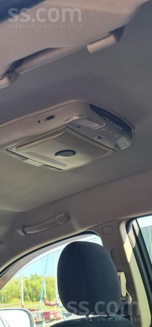 Pelēks Chrysler Pacifica 2005 Ventspils, ar dzinēja tilpumu 3.50 L un nobraukumu 262 tūkst. km par 750 €, foto 12 vietnē AUTOMOTO.COM.LV