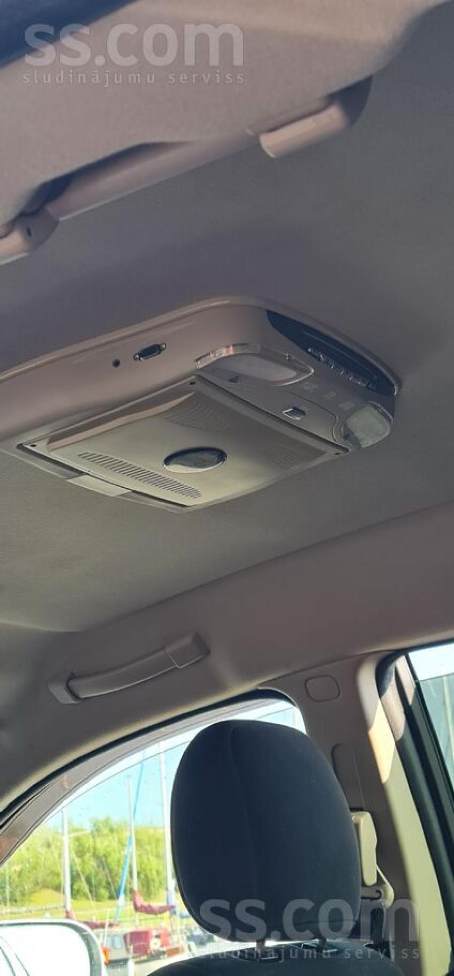 Pelēks Chrysler Pacifica 2005 Ventspils, ar dzinēja tilpumu 3.50 L un nobraukumu 262 tūkst. km par 750 €, foto 12 vietnē AUTOMOTO.COM.LV