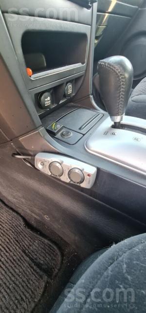 Pelēks Chrysler Pacifica 2005 Ventspils, ar dzinēja tilpumu 3.50 L un nobraukumu 262 tūkst. km par 750 €, foto 13 vietnē AUTOMOTO.COM.LV