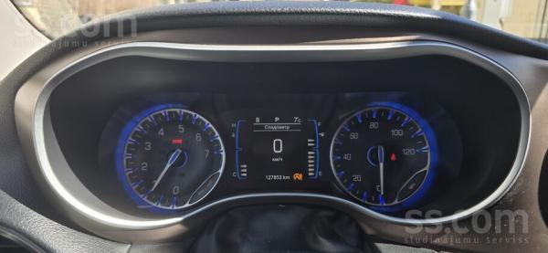 Pelēks Chrysler Pacifica 2017 Rīga, ar dzinēja tilpumu 3.60 L un nobraukumu 128 tūkst. km par 14900 €, foto 5 vietnē AUTOMOTO.COM.LV