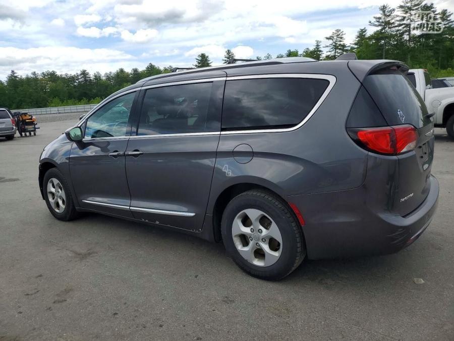 Pelēks Chrysler Pacifica 2017 Kretinga, ar dzinēja tilpumu 3.60 L un nobraukumu 276 tūkst. km par 9500 €, foto 4 vietnē AUTOMOTO.COM.LV