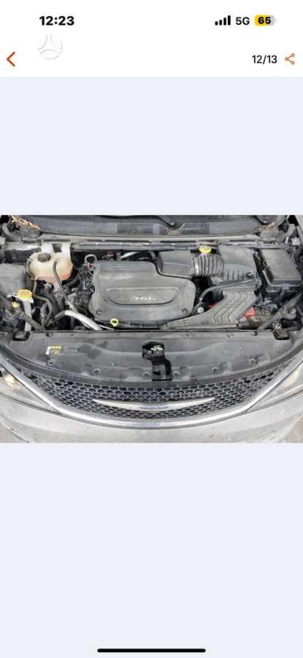 Grey Chrysler Pacifica 2018 in Siauliai, with an engine capacity of 3.60 L and mileage of 234 thousand km for 9850 €, photo 11 on AUTOMOTO.COM.LV