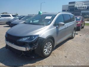 Grey Chrysler Pacifica 2018 in Kaunas, with an engine capacity of 3.60 L and mileage of 134 thousand km for 14500 €, photo 23 on AUTOMOTO.COM.LV