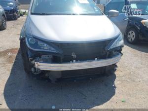 Grey Chrysler Pacifica 2018 in Kaunas, with an engine capacity of 3.60 L and mileage of 134 thousand km for 14500 €, photo 27 on AUTOMOTO.COM.LV