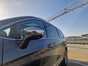 Pelēks Chrysler Pacifica 2018 Kauņa, ar dzinēja tilpumu 3.60 L un nobraukumu 124 tūkst. km par 21500 €, foto 22 vietnē AUTOMOTO.COM.LV