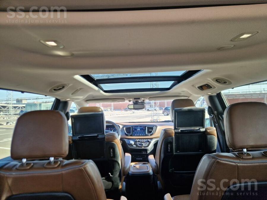Pelēks Chrysler Pacifica 2018 Kauņa, ar dzinēja tilpumu 3.60 L un nobraukumu 124 tūkst. km par 21500 €, foto 23 vietnē AUTOMOTO.COM.LV