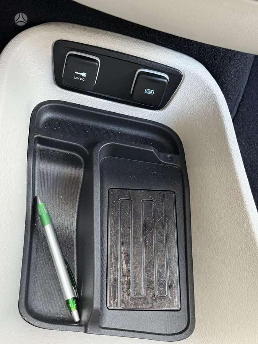 Pelēks Chrysler Pacifica 2018 Šauļi, ar dzinēja tilpumu 3.61 L un nobraukumu 193 tūkst. km par 13500 €, foto 25 vietnē AUTOMOTO.COM.LV